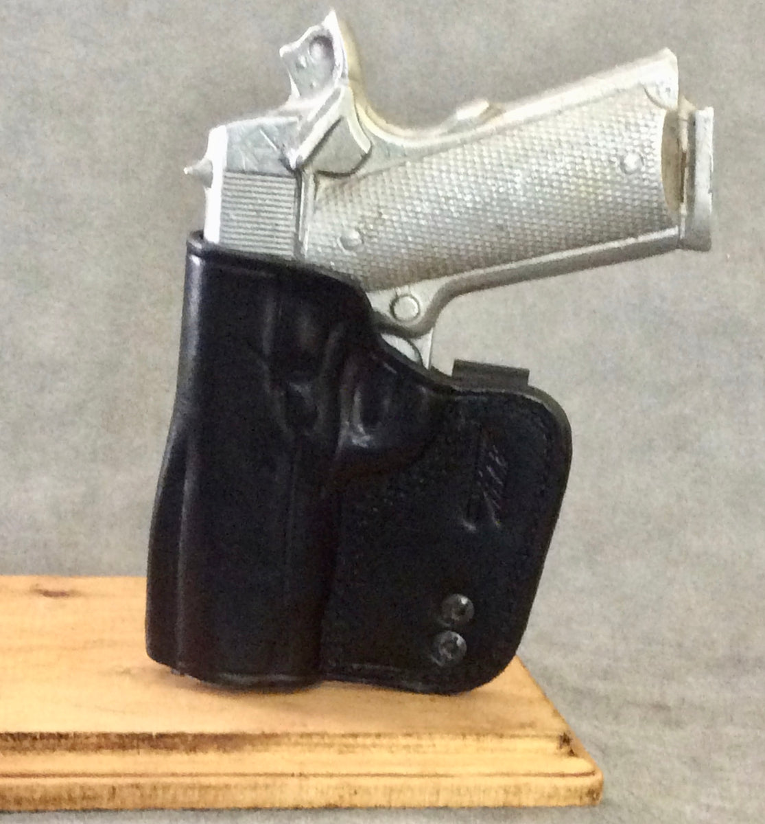 1911 IWB Commander Concealed Tuckable Custom Leather Holster – ETW Holsters